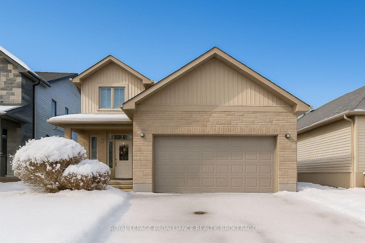 121 Blakely St Loyalist, ON K7N 0A3 | MLS X12534024