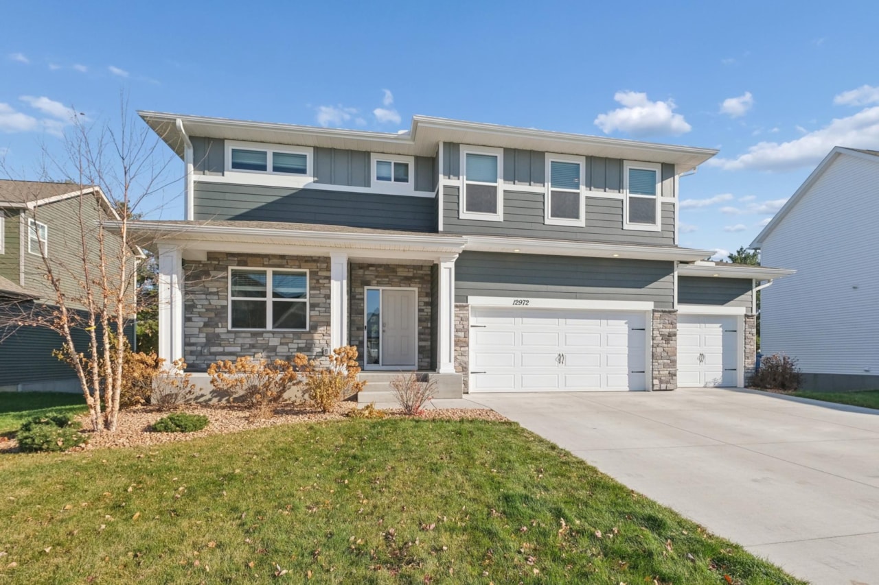 12972 Bauer Drive N Champlin, MN 55316 | MLS 6814645