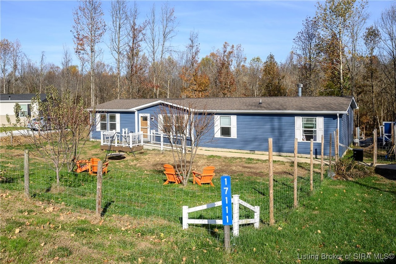 17111 Highway 62 Charlestown, IN 47111 | MLS #2025012565