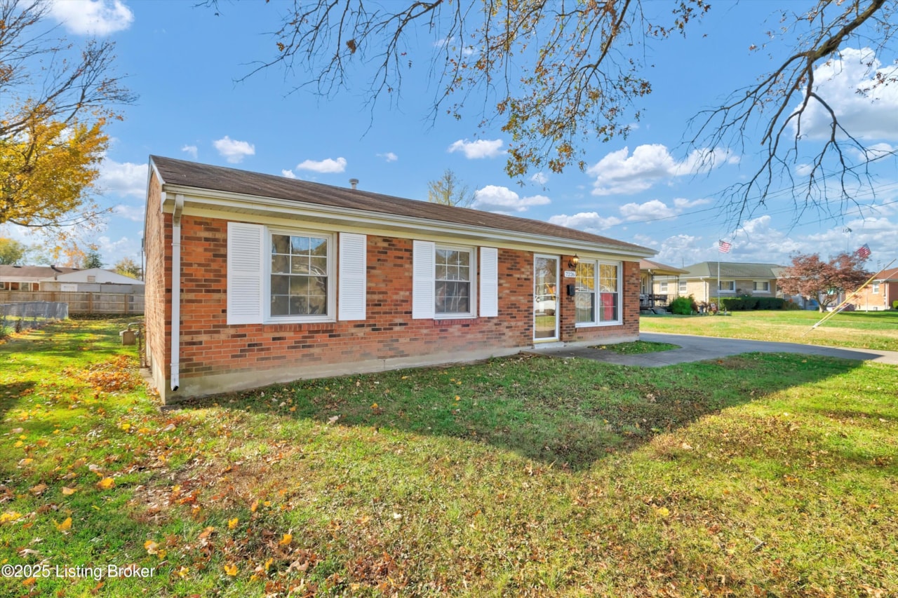 7226 Durst Dr Louisville KY 40258 - home for sale - MLS 1703285