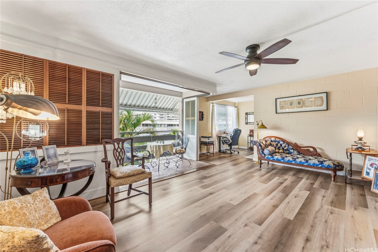 1330 Wilder Ave #306 Honolulu, HI 96822 | MLS 202524791