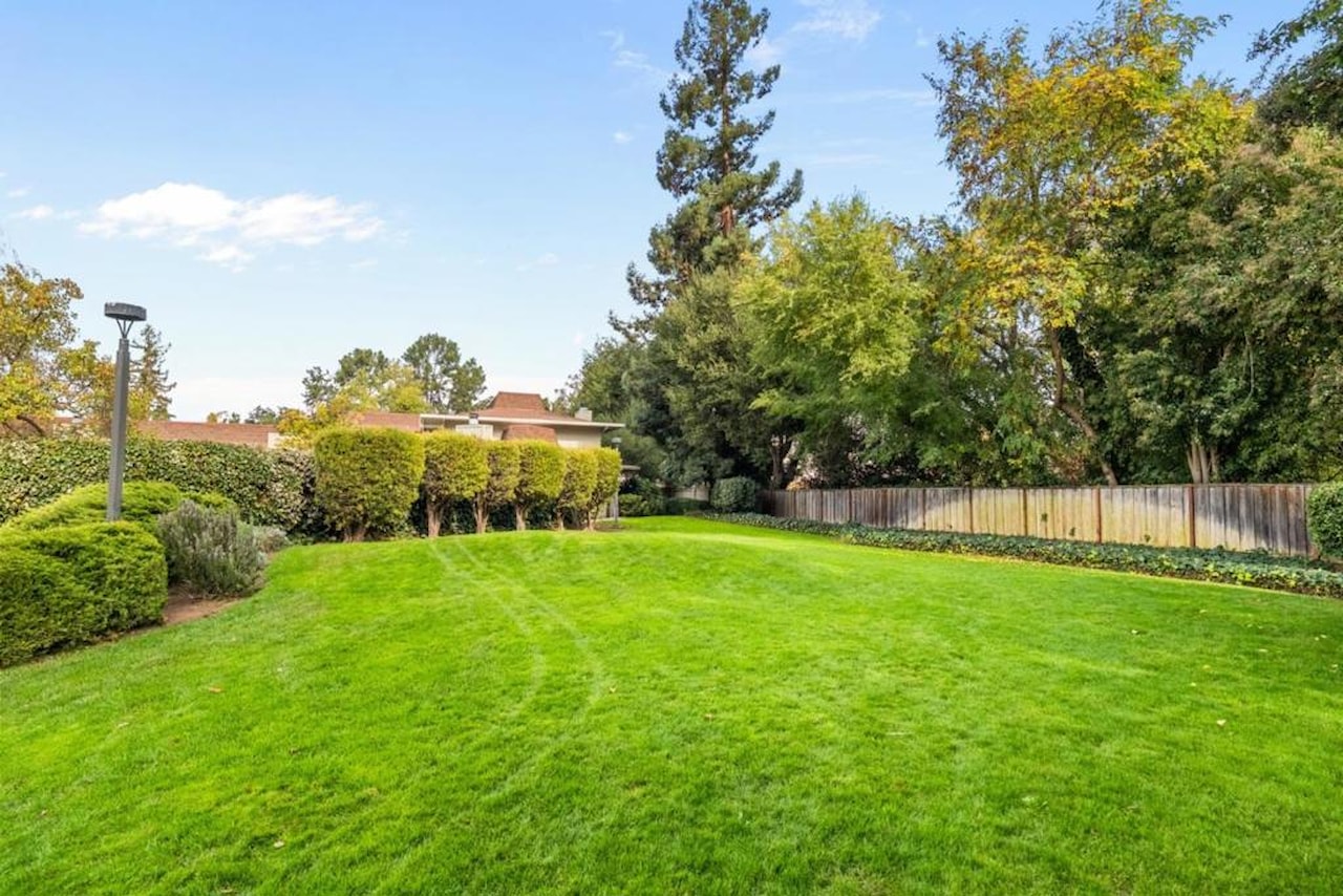 1070 Mercedes Ave #24, Los Altos, CA 94022 | RubyHome
