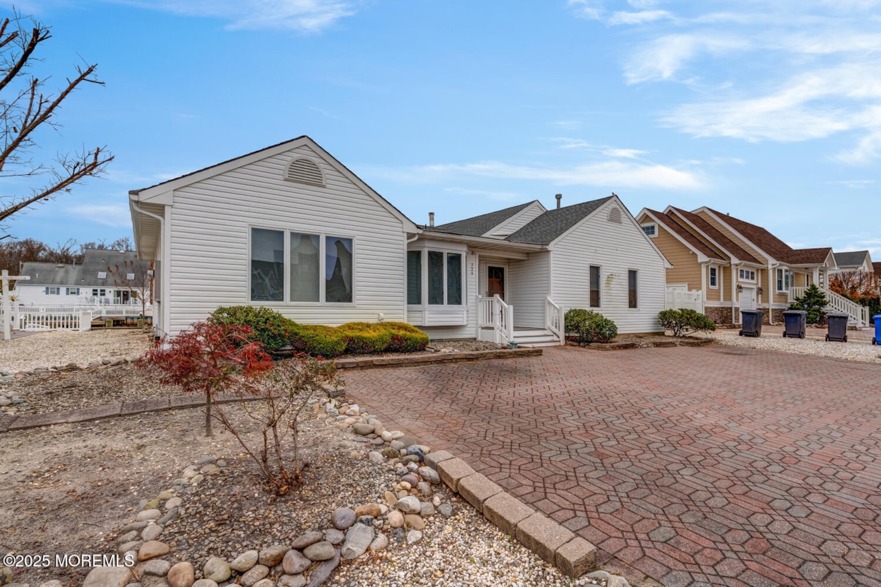 129 Bruce Dr Beach Haven West, NJ 08050 | MLS 22534705