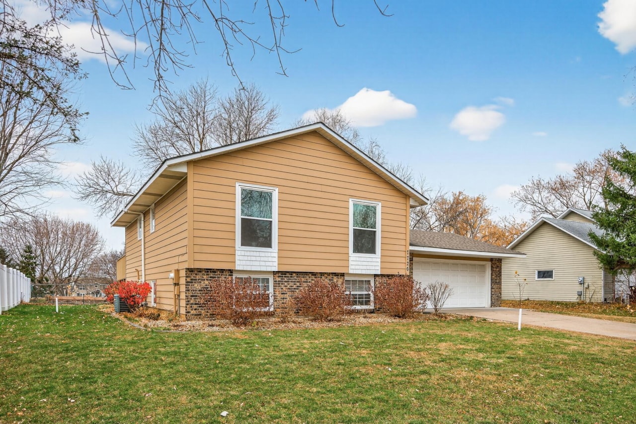 7726 Iverson Avenue S Cottage Grove, MN 55016 | MLS 6819662