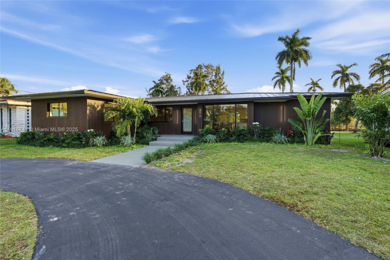 360 NW 87th St El Portal, FL 33150 | MLS A11916741