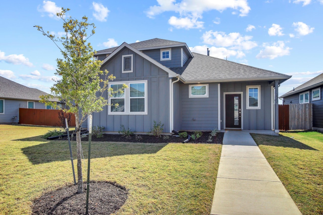 223 Garner DR, Kyle, TX 78640 - property for lease
