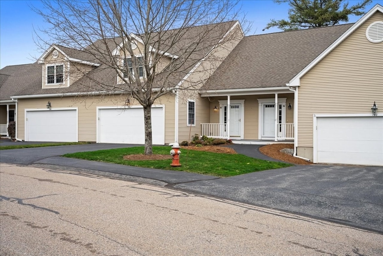 Millbury, 192 Horne Way #192, MA,
