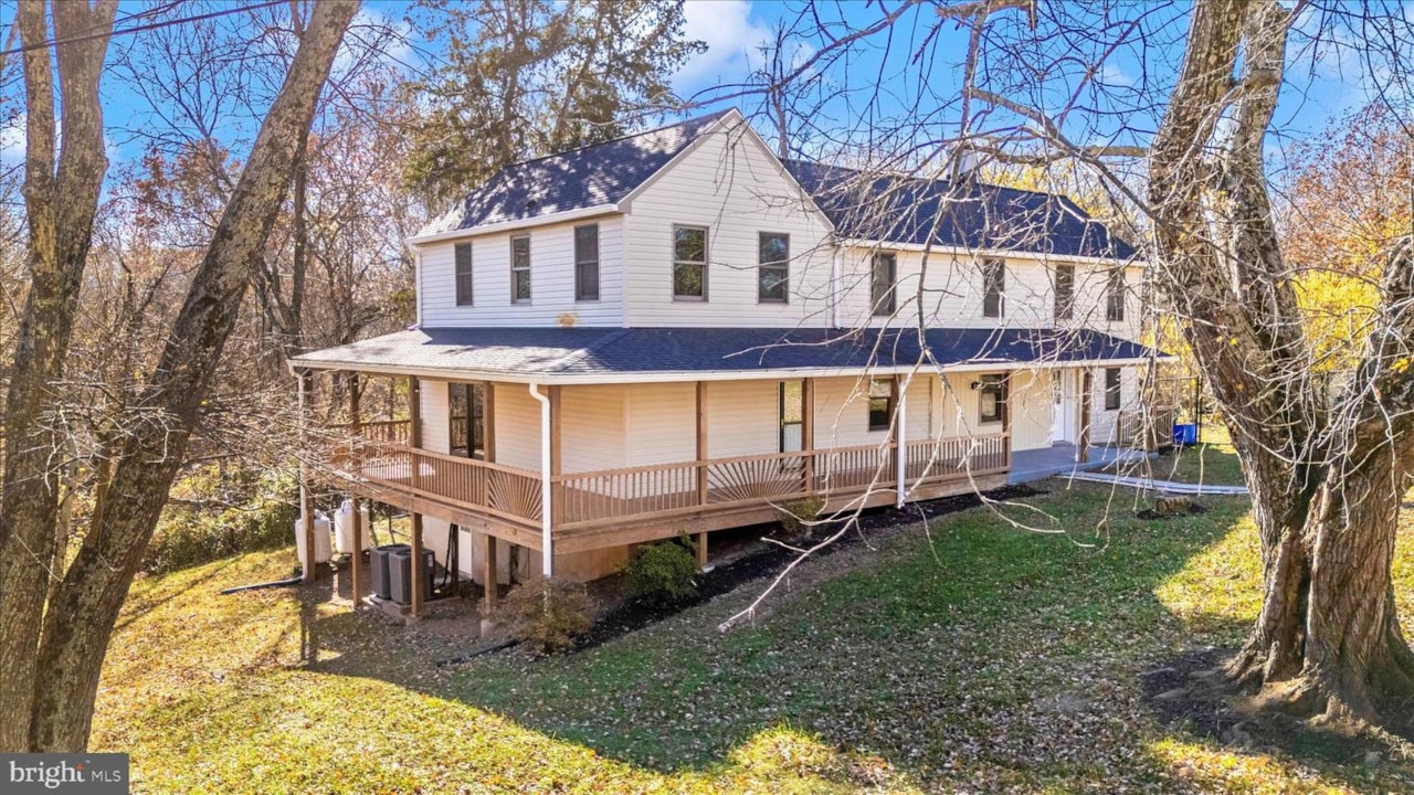 21810 Big Woods Rd Dickerson, MD 20842 home for sale in