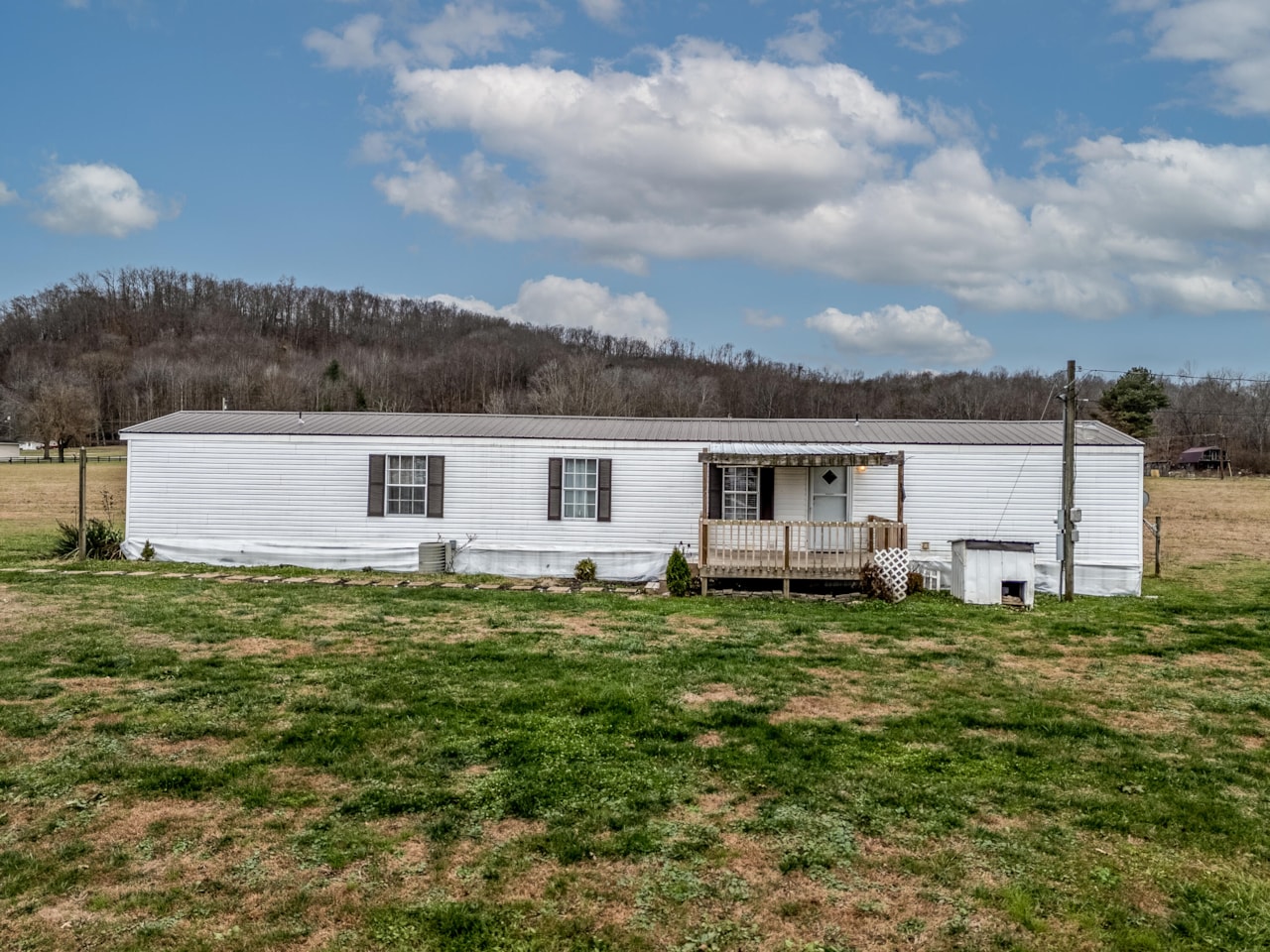 111 Julie Ln, Salt Lick, KY 40371 | MLS 25507241 | $162,500