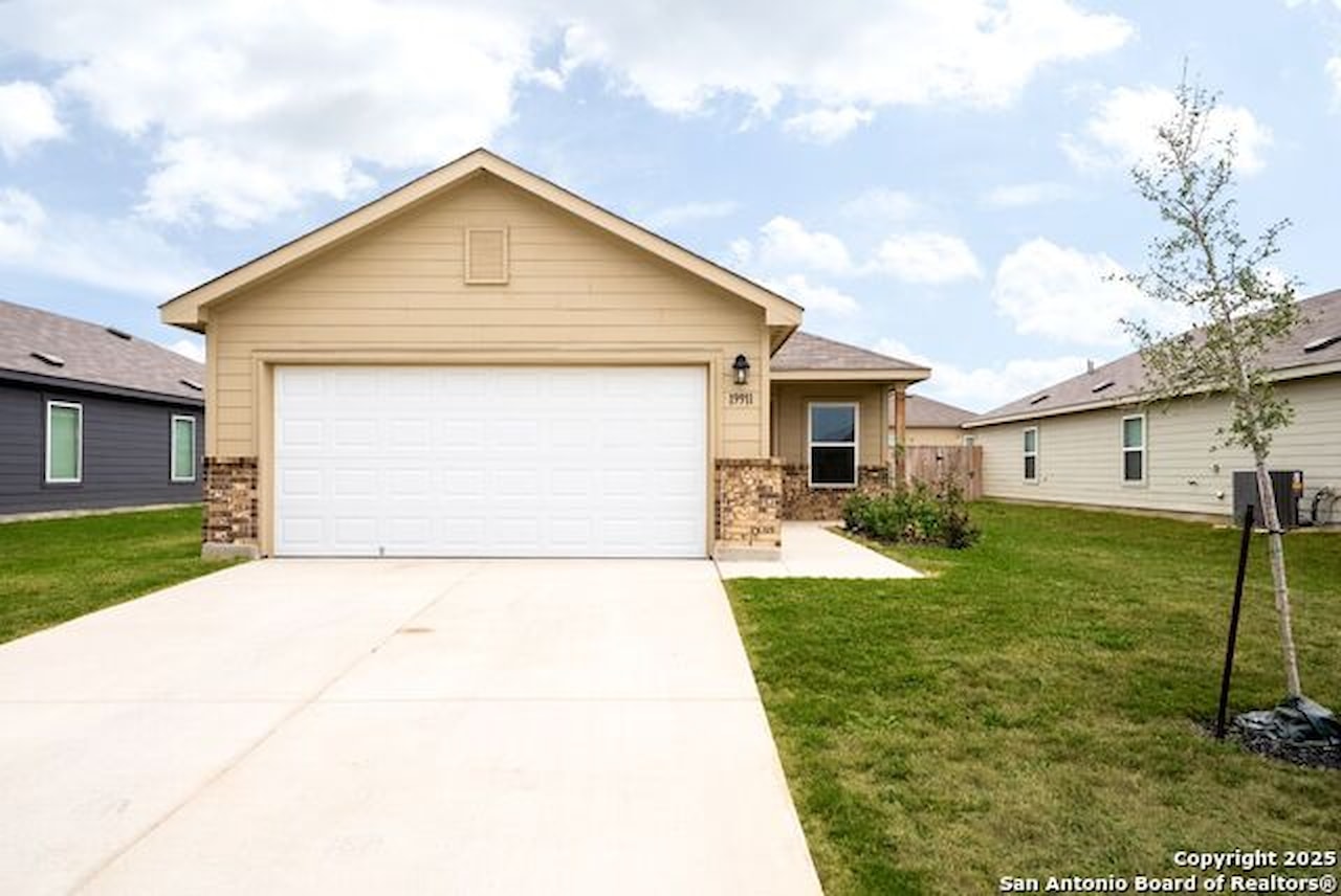 19911 Wyatt Earp, Lytle, TX 78052 - home for sale