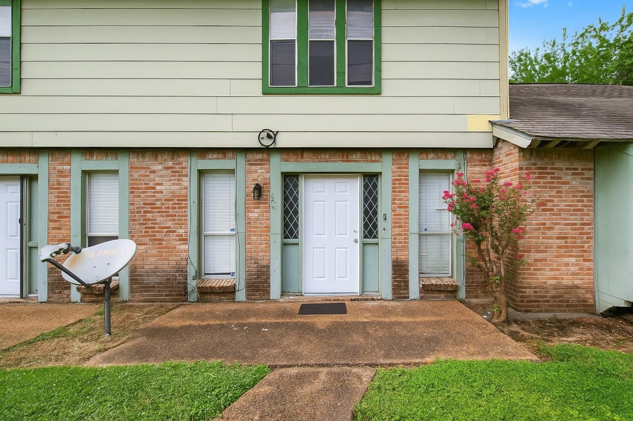 4545 Cook Rd Houston Tx 77072null