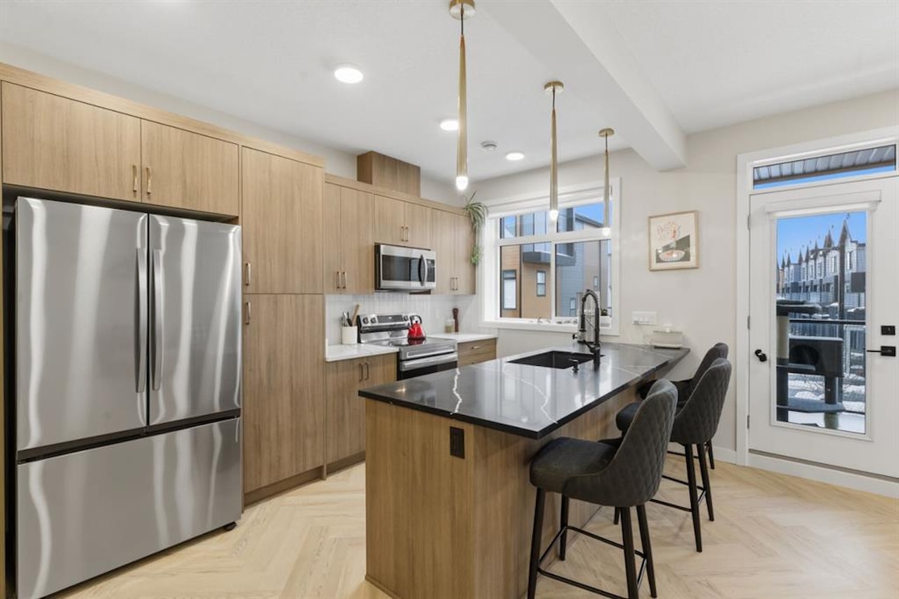 562 SE Seton Circle #208 Calgary, AB T3M 3 | MLS® A2273859
