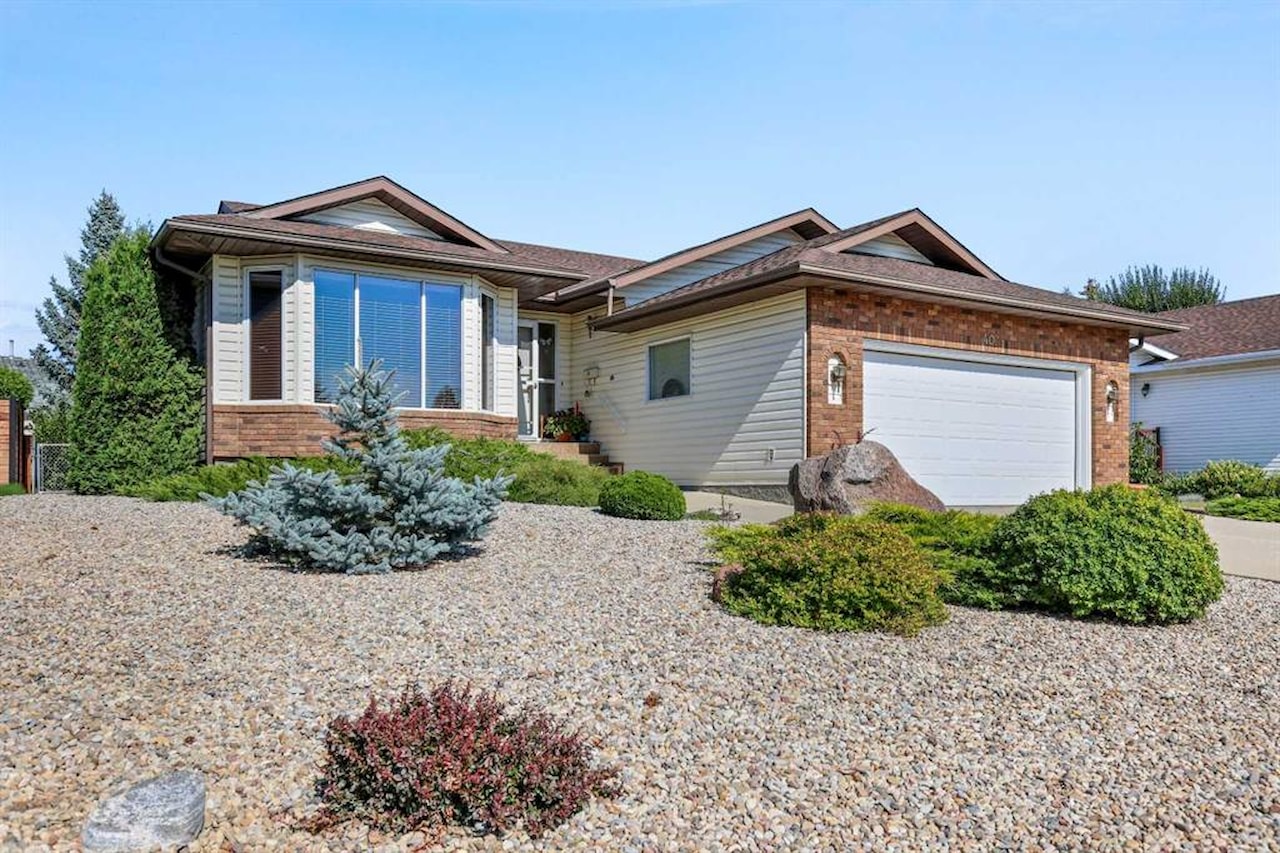40 Green Meadow Dr Strathmore, AB T1P 1 | MLS® A2274100