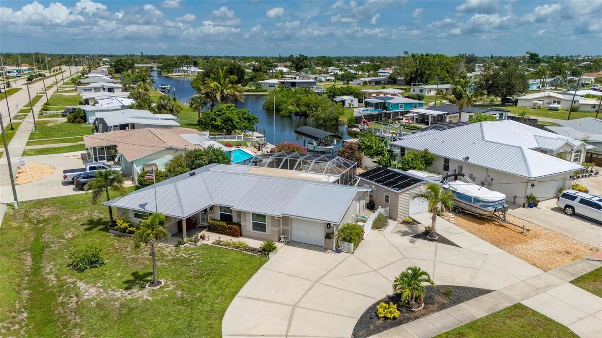 21194 Edgewater Dr, Port Charlotte, FL 33952 - MLS # C7518743