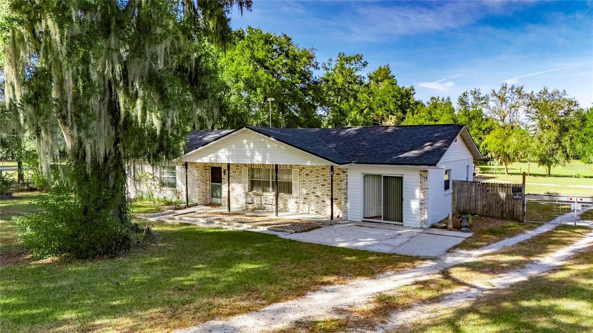 1748 E Wheeler Rd - Seffner, FL 33584 - Unplatted