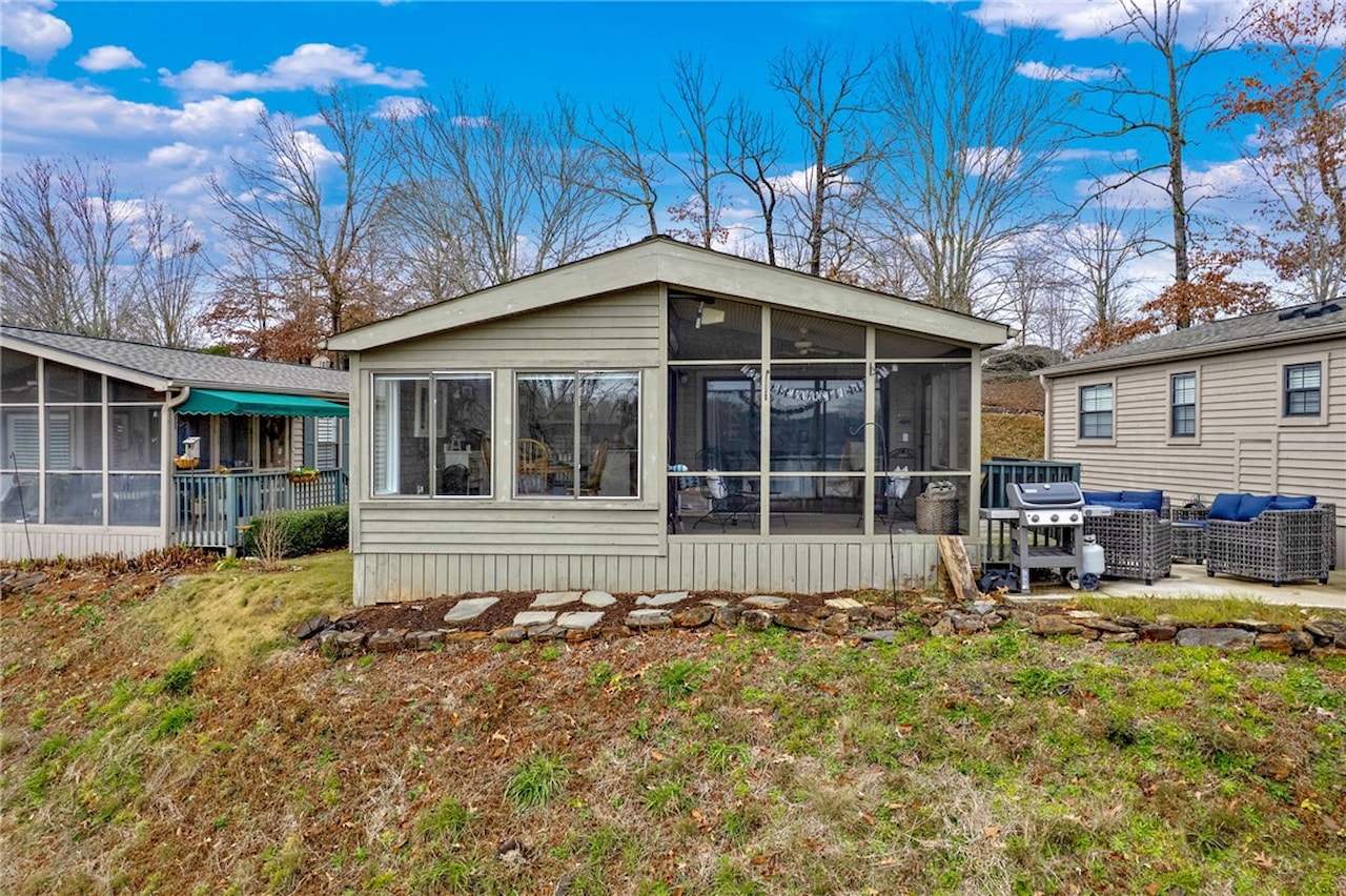 1230 Melton Rd West Union, SC 29696 | MLS 20295265