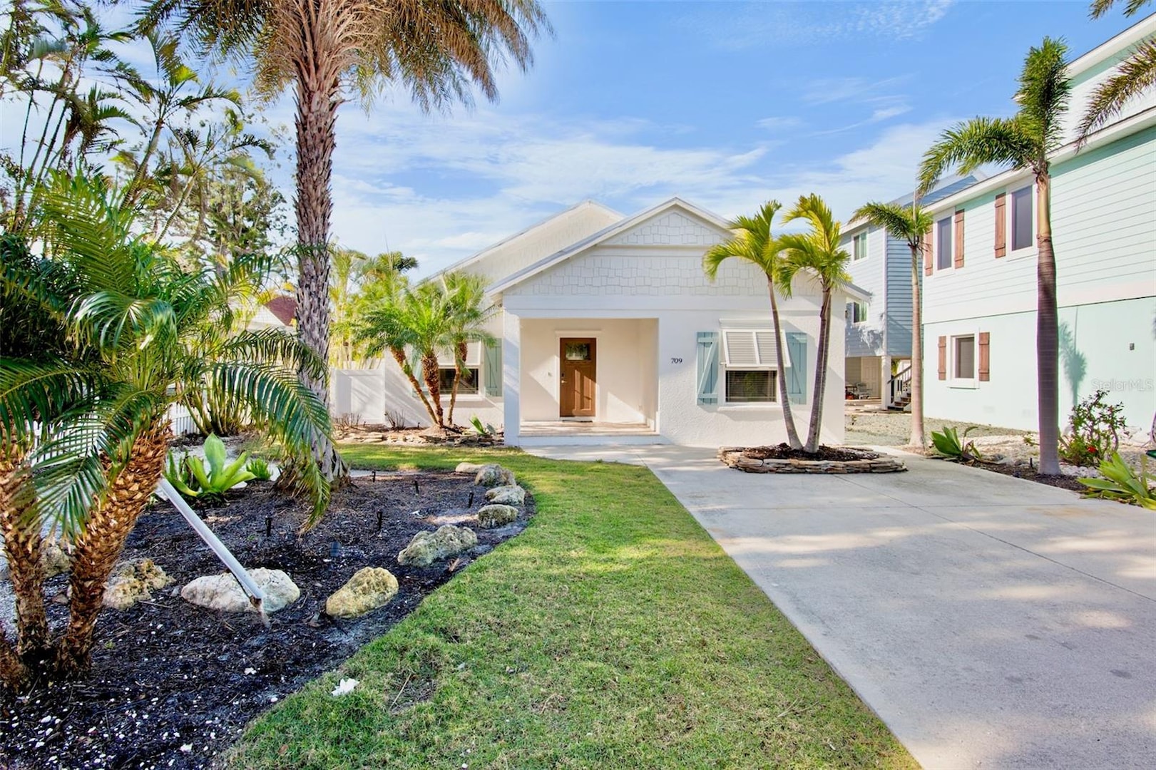 709 Fern St - Anna Maria, FL 34216 - Shore Acres Third Add
