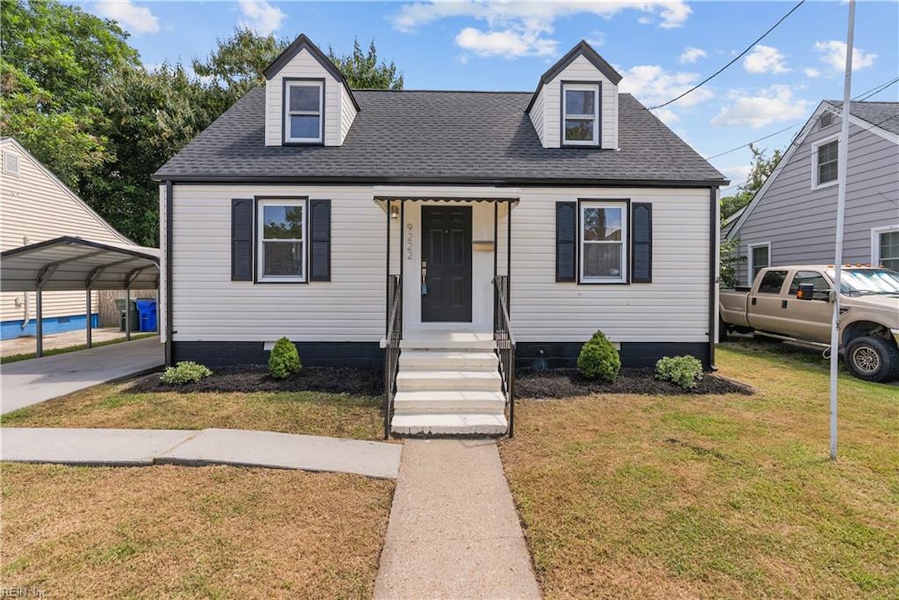 9222 Phillip Ave Norfolk VA 23503 | MLS# 10613119 - TREG.com
