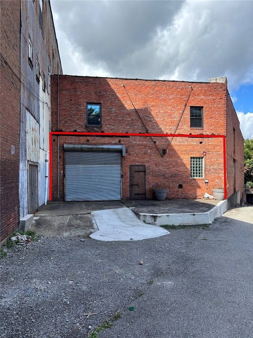 918 Rickenbach St, Pittsburgh, PA 15212 - MLS #1735089