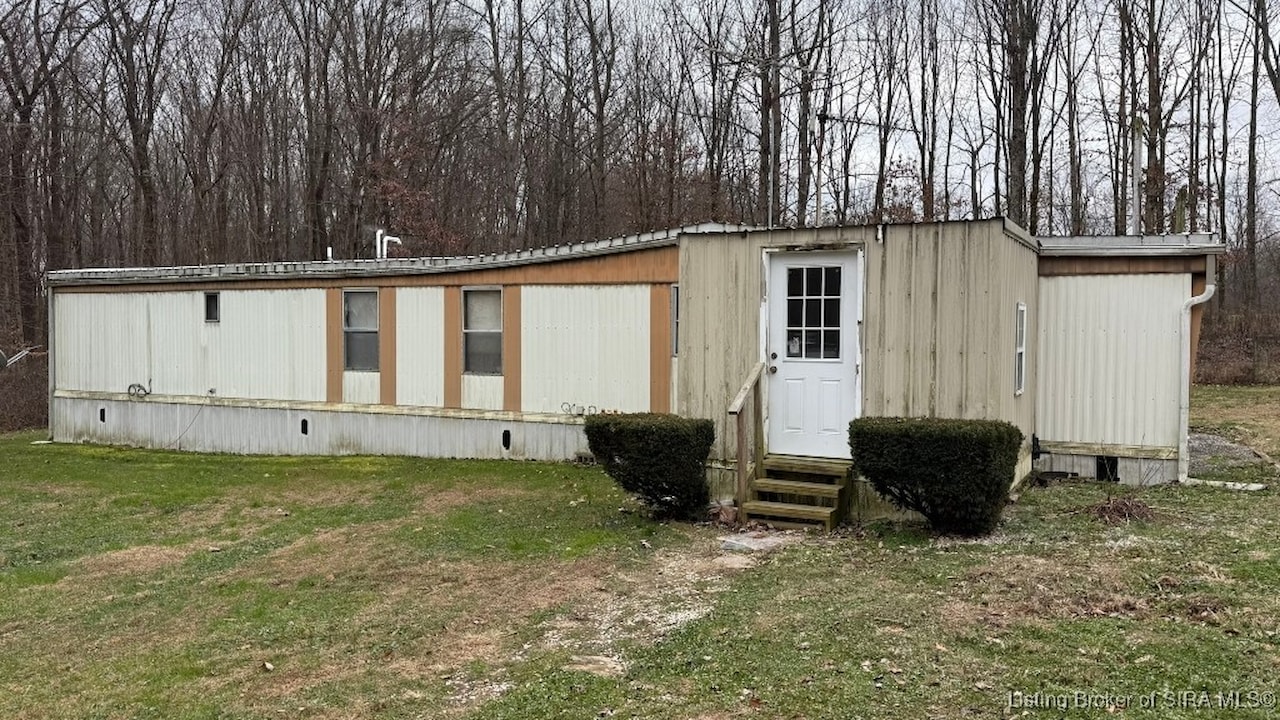 11127 Nadorff Rd Greenville, IN 47124 | MLS 2025012861