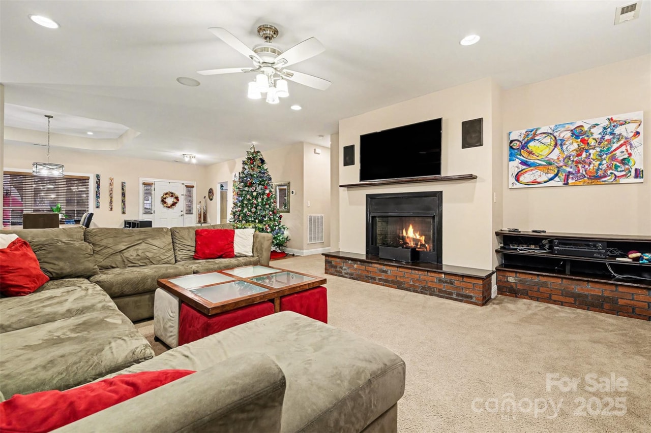 5418 Commodore Place Clover SC 29710 | MLS #4329218 | Hendrix Properties