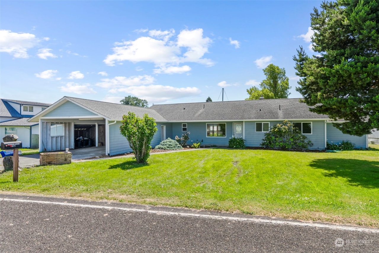 211 N Welcome Slough Rd Cathlamet, WA 98612 | MLS® 2331423