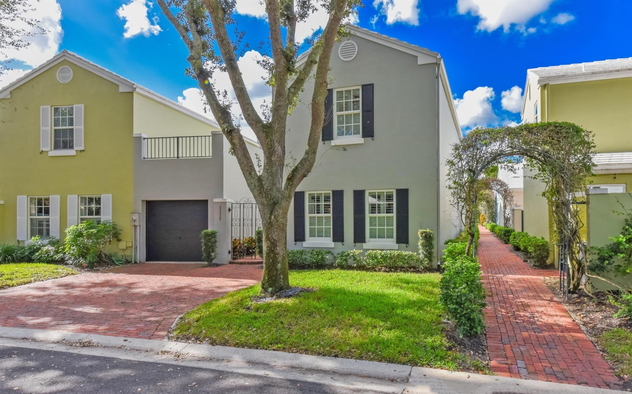 23325 Drayton Dr Boca Raton, FL 33433 - MLS# R11150179 ...