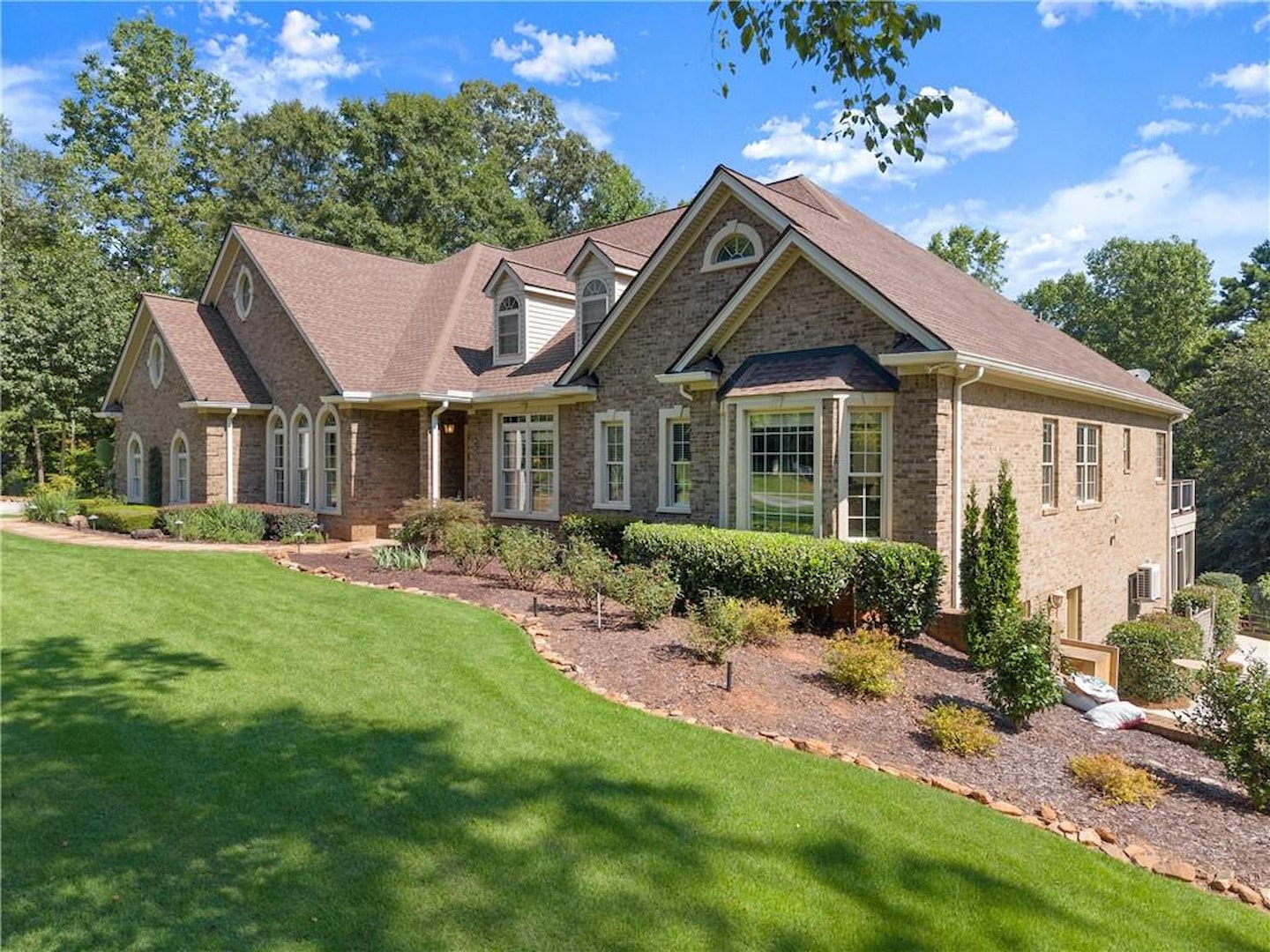 715 Antrim Glen Road Hoschton, GA 30548 | MLS 7639364