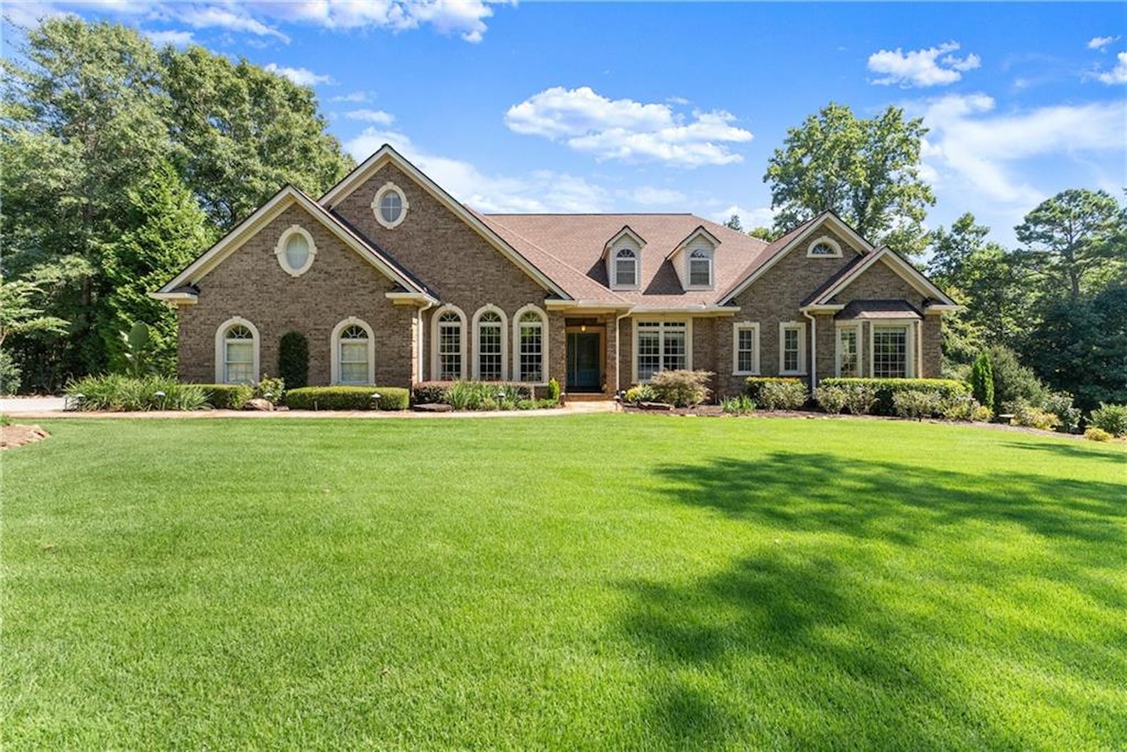 715 Antrim Glen Road Hoschton, GA 30548 | MLS 7639364