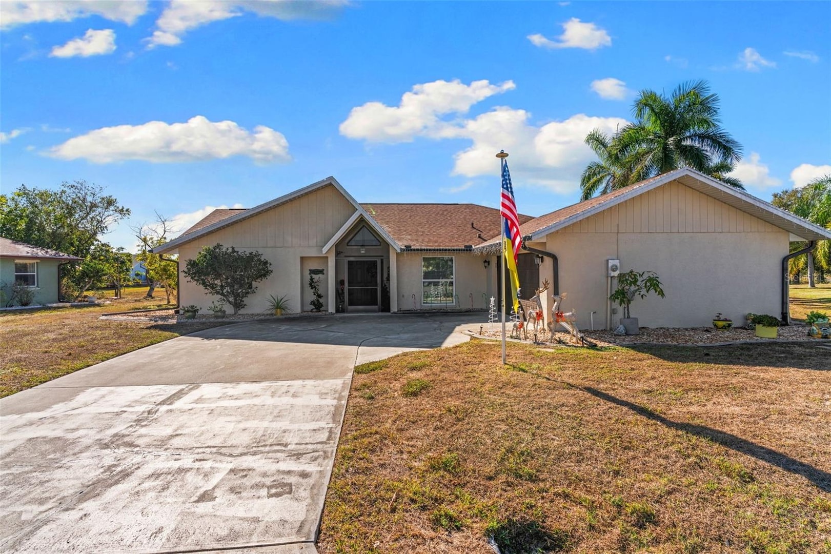 25157 Lahore Ln, Punta Gorda, FL 33983 - MLS # A4677120