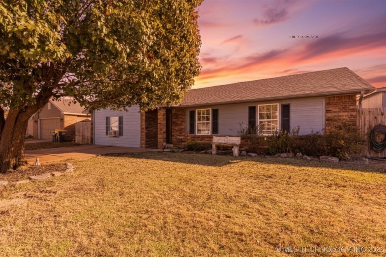 17715 S Santa Fe St, Mounds, OK | CENTURY 21 Wright Real Estate