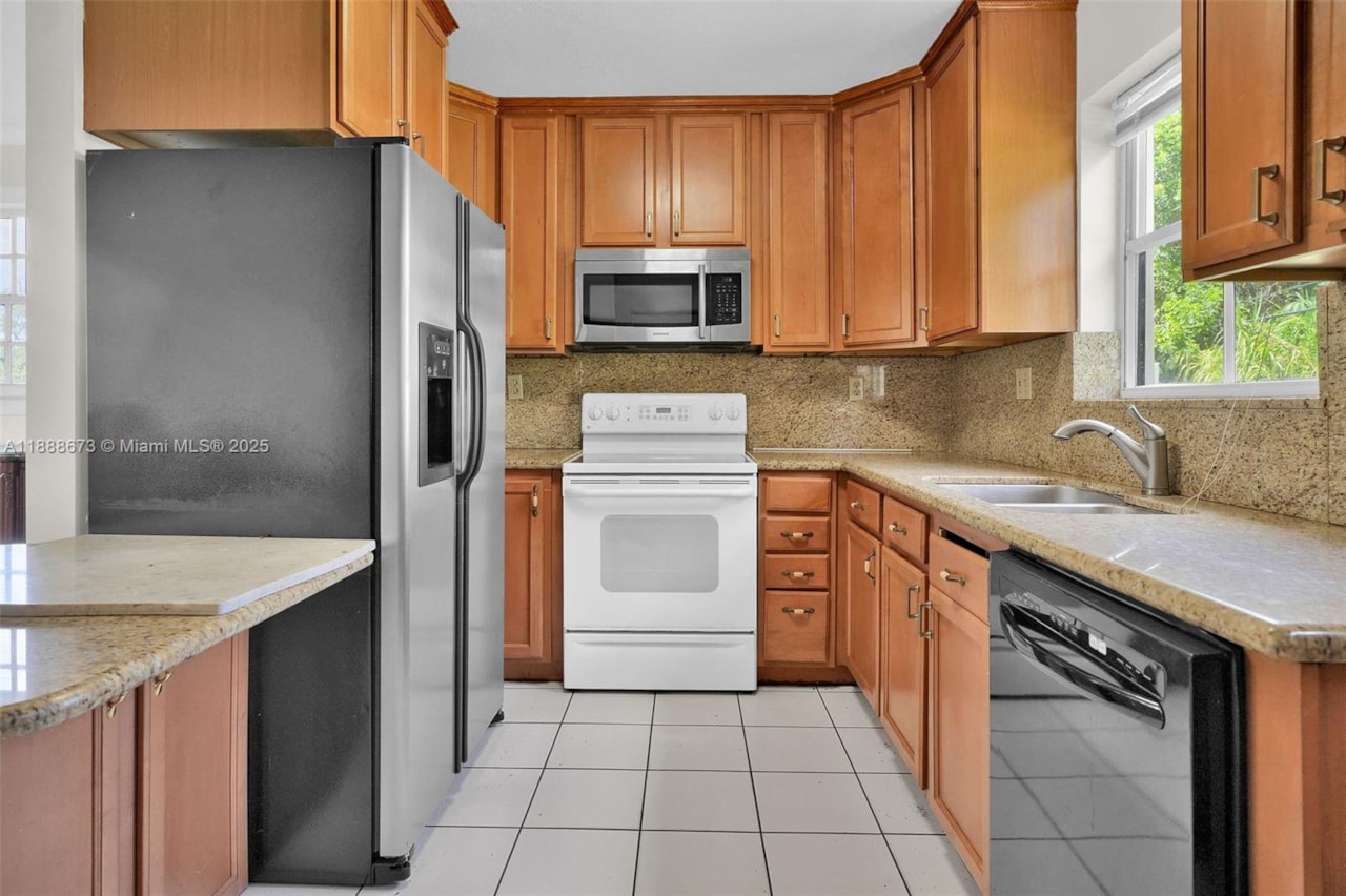 9815 SW 114th St Miami, FL 33176 | MLS A11888673