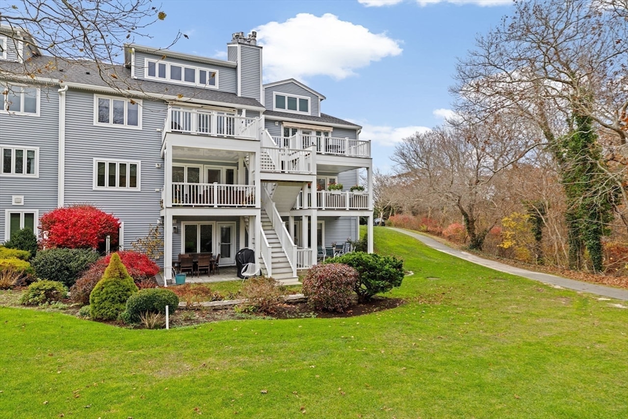 92 Cliffside Dr #hole 2 Plymouth MA 02360 73455574