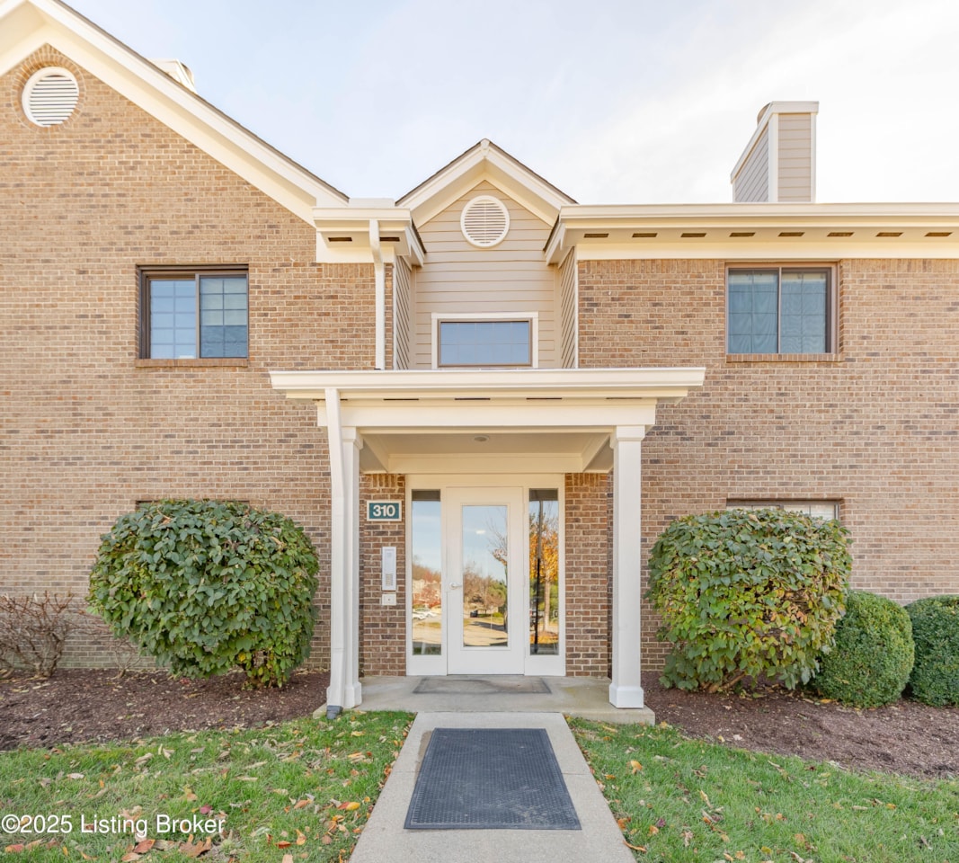 310 Ethridge Ave #UNIT 207, Louisville, KY 40223 - Dorsey Hills $235,000