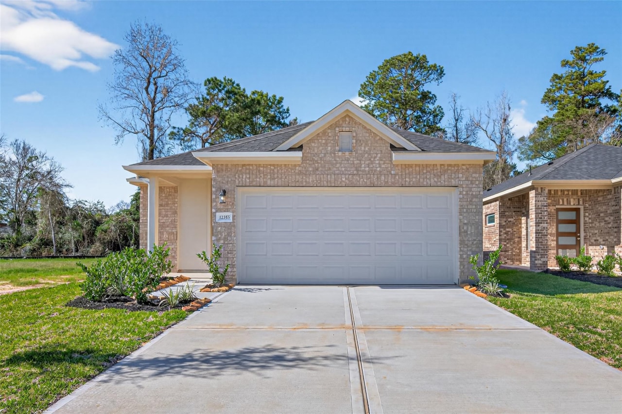 12355 Sunset Canyon Way, Willis, TX 77318 - home for sale