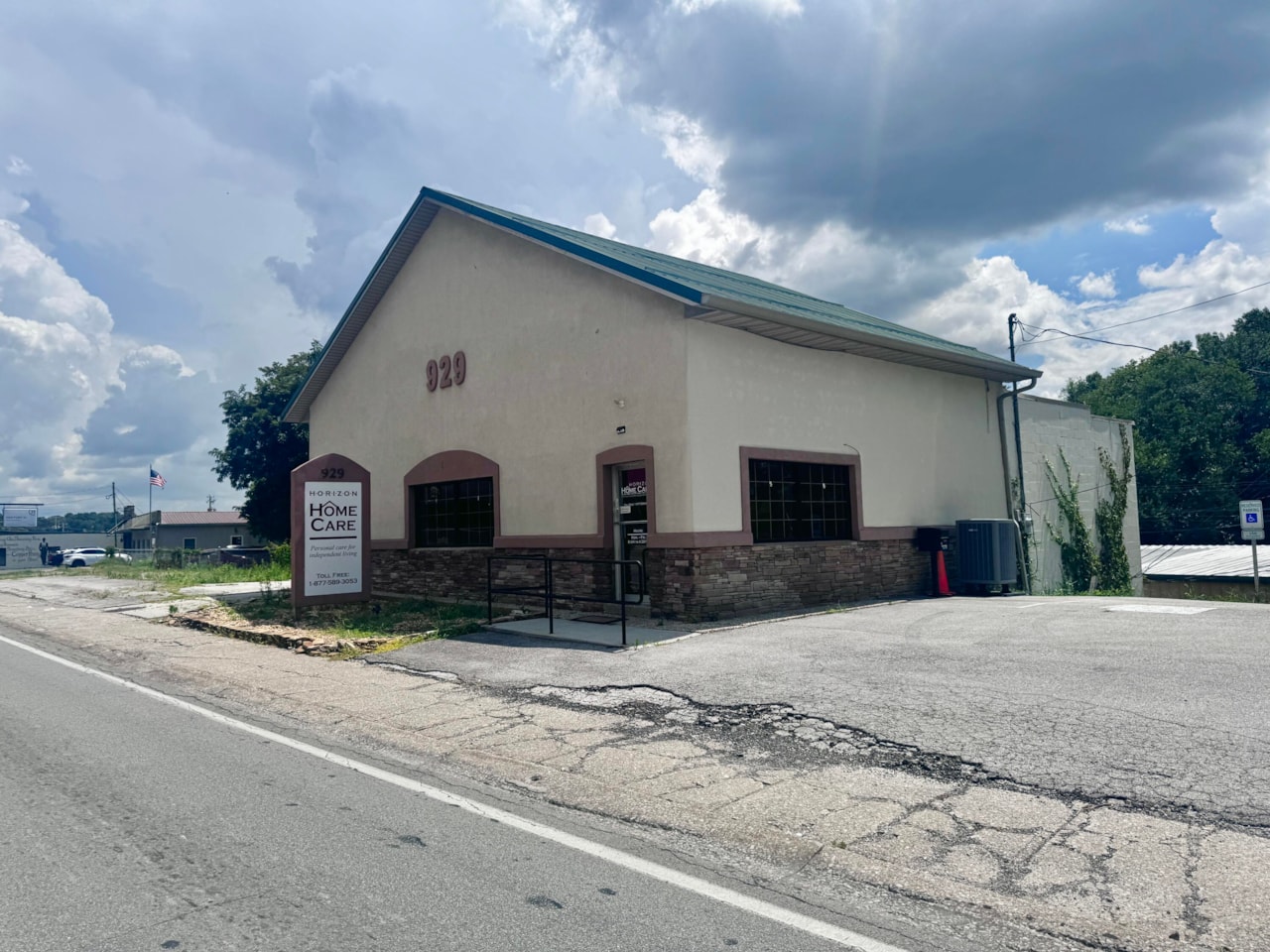 929 N N Main Street St, London, KY 40741 | MLS 26002029 | $255,000