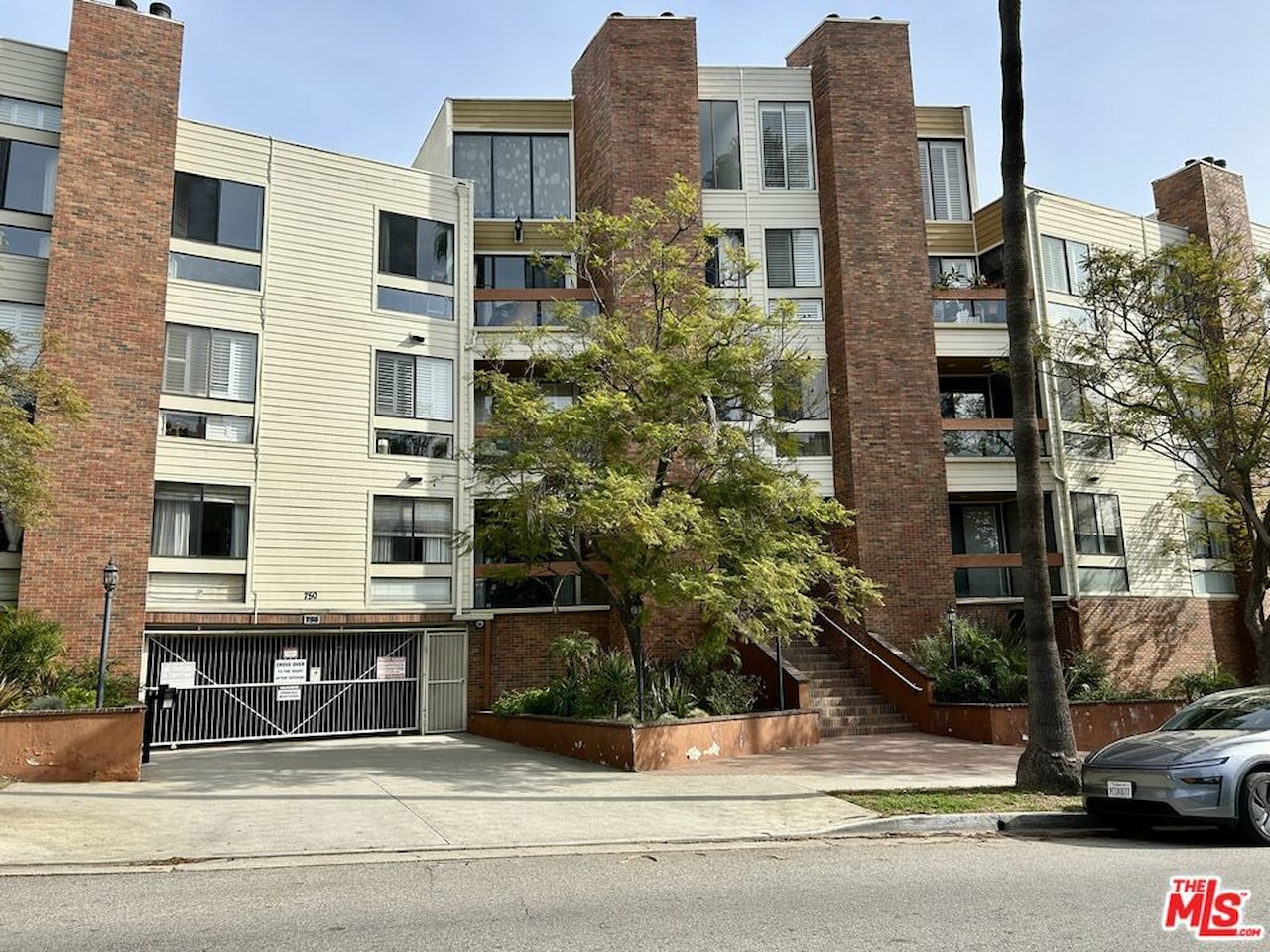 750 S Bundy Dr #203, Los Angeles, CA 90049 | RubyHome