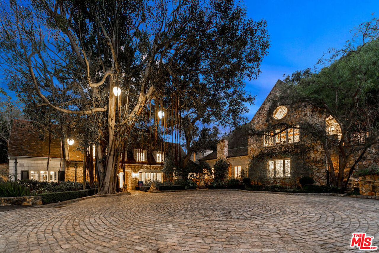 9631 Cedarbrook Dr, Beverly Hills, CA 90210 | RubyHome