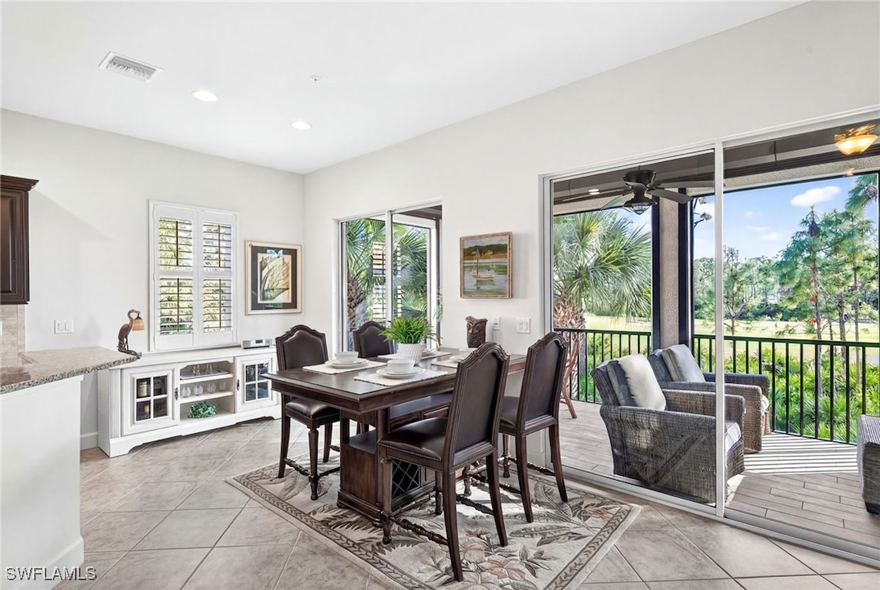 10341 Glastonbury Circle #201 Fort Myers, FL 33913 | MLS 226002379