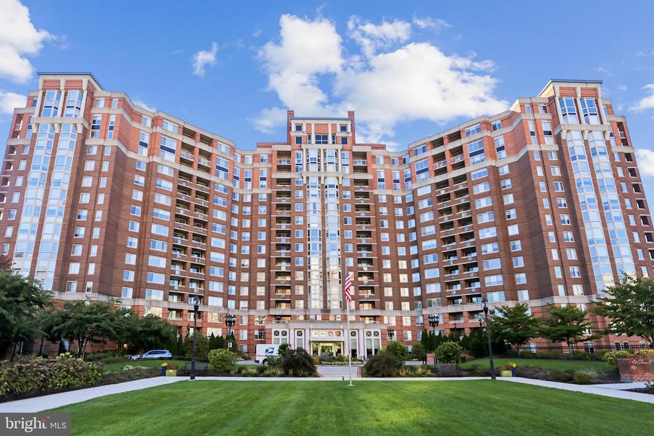 5809 Nicholson Ln #13 North Bethesda, MD 20852 home for sale in The ...