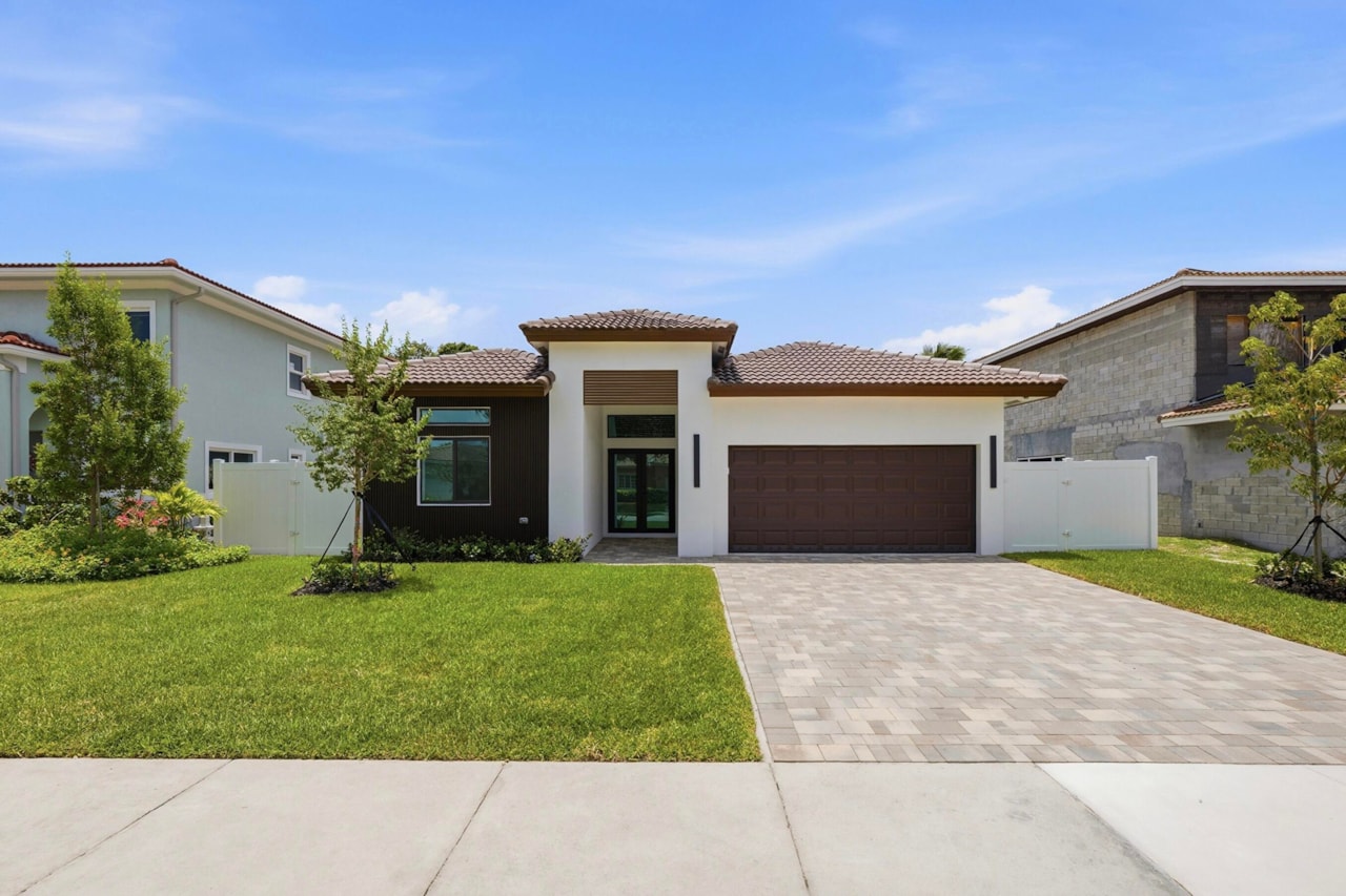 4530 NW 36th Ct Fort Lauderdale, FL 33319 | MLS B26033900