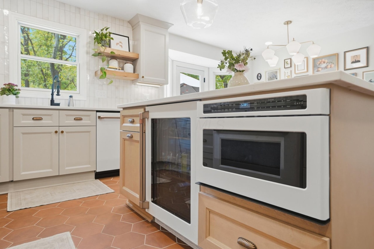 811 Tweed Ct Worthington, OH 43085 | Vision Realty Inc.