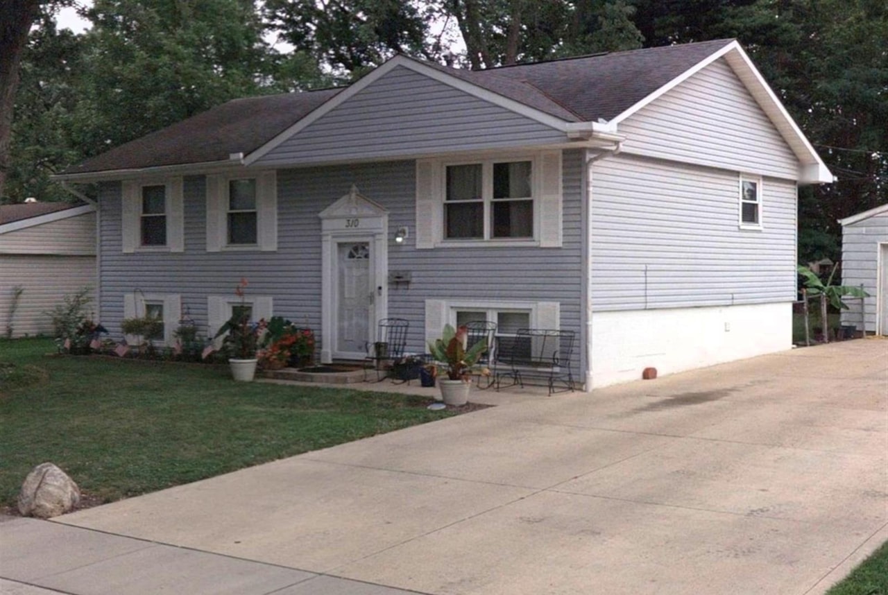 310 Haymarket Place Columbus, OH 43230 | Vision Realty Inc.
