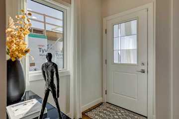 201 Chelsea Ct Calgary, AB T1X 2 | MLS® A2266342