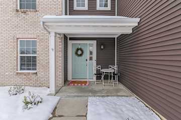 814 Cherry Tree Ln Greenwood, IN 46143 | MLS 22075672