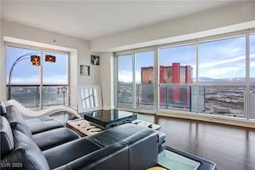2700 Las Vegas Blvd #3708, Las Vegas, NV, MLS#2742060 |Simply Vegas Las ...