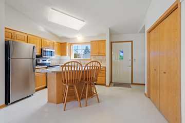 745 Sterling Court Mahtomedi, MN 55115 | MLS 7007541