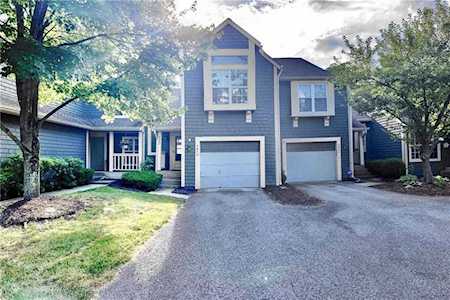 Cobblestone Condos for Sale at Eagle Creek | Indianapolis Condos