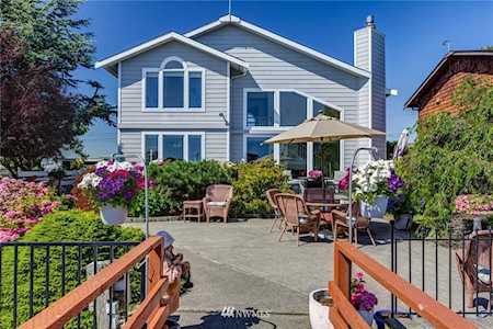 Sandy Point Waterfront Homes in Ferndale, WA (Local Waterfront Specialists)