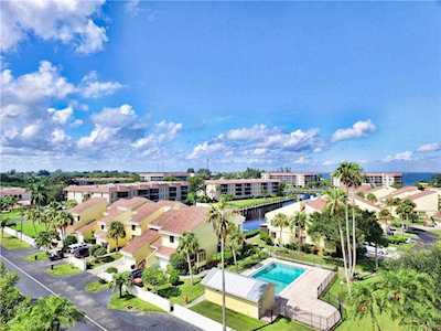 Emerald Pointe Condos for Sale - Punta Gorda FL